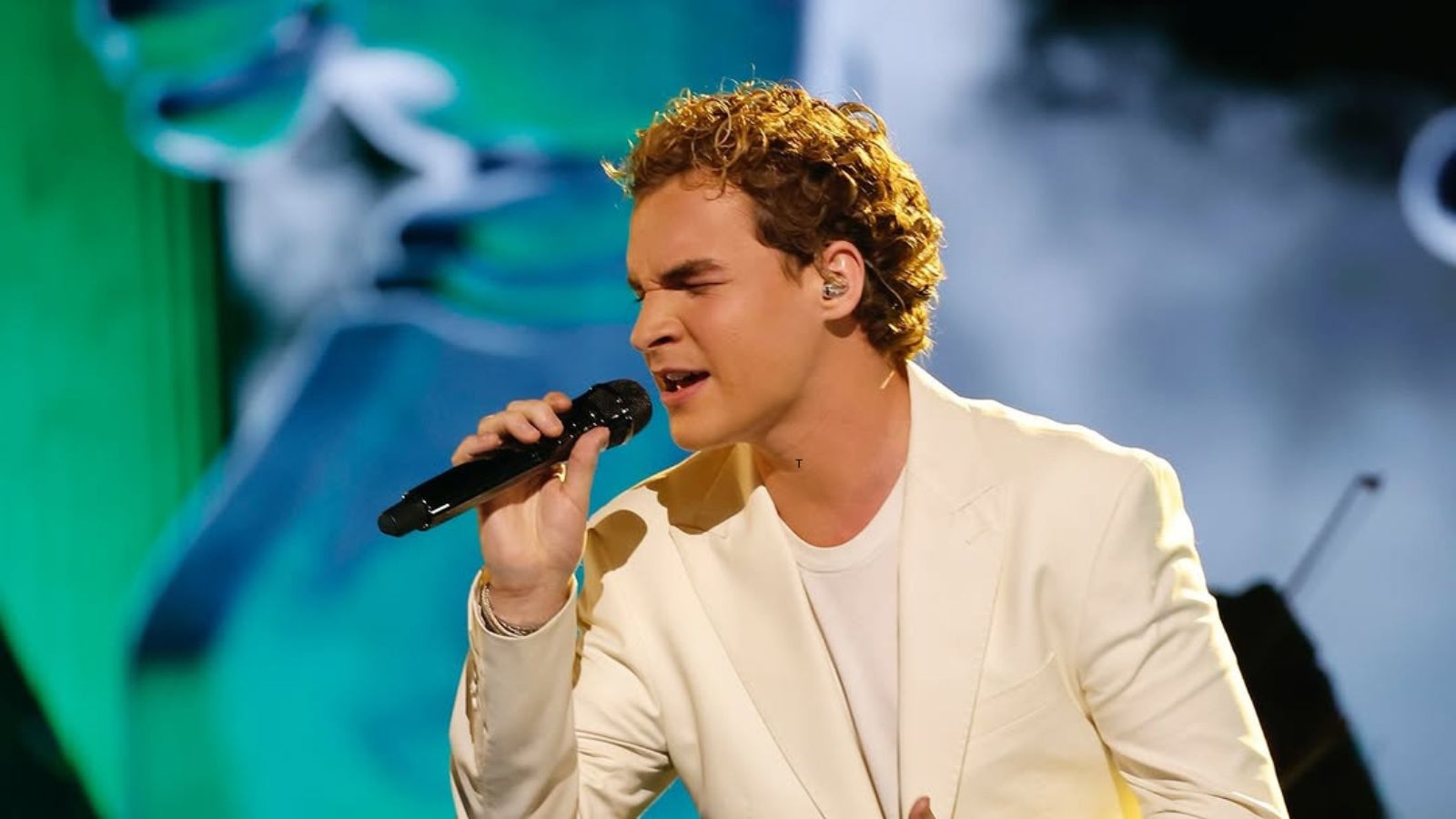 Aiden Ross Wins The Voice Season 28; Niall Horan Gets His Third Straight Victory as Coach ...