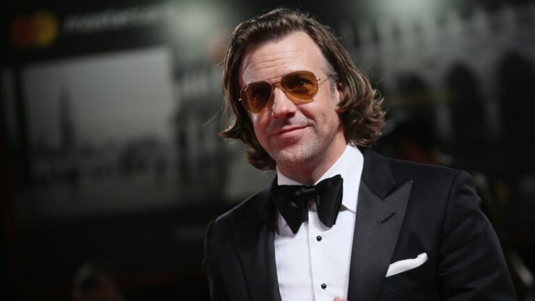 Jason Sudeikis Says Dating After Olivia Wilde Split Feels Harder When ...