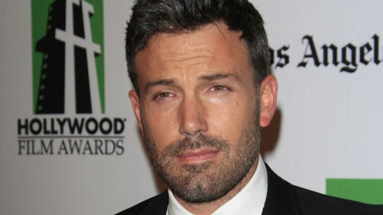 Ben Affleck Skipped the Peabody Carpet but Still Got the First Stage ...
